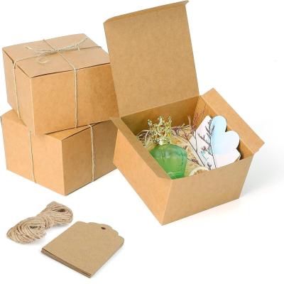 China Premium Kraft Square Gift Boxes Large Eco Friendly Packaging With Twine Tags Elegant Customizable for sale