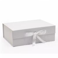 China Custom Logo White Cardboard Flip Top Gift Box for sale