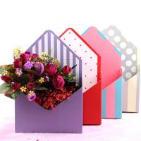 China Envelope Flower Box Creative Paper Gift Box Flower Gift Box Folding Hand Bouquet Envelope Box for sale