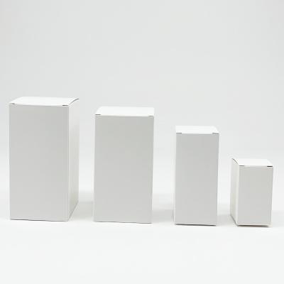 China Minimalist White Gift Box Set Premium Customizable Packaging Multi Size for sale