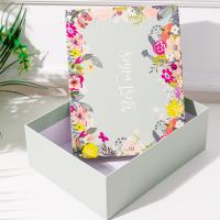 China New Custom Gift Box With Top And Bottom Cover For Holiday Party Gift Box For Shopping Mall Gift Packaging for sale