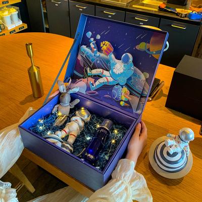 China Creative Gift Box 3D Stereo Large Gift Box Cosmetic Bag Packaging Box Valentine'S Day Gift Box for sale