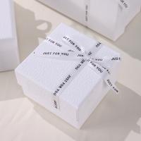 China White Gift Box With Top And Bottom Cover Customized Simple Clothing And Cosmetics Gift Box Set for sale
