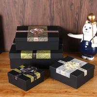 China Customizable Gold Foil Gift Box With Top And Bottom Lid For Fashionable Gift Packaging And Jewelry Gift Box for sale