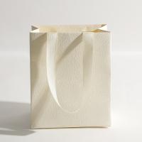 China Exquisite Jewelry Packaging Bags Gift Bags High-Quality Paper Bags With Customizable Logos for sale