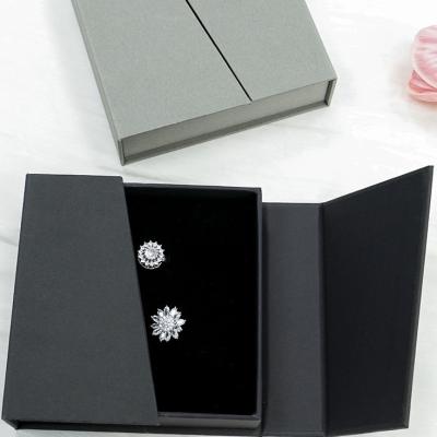 China Simple Jewelry Packaging Box Magnetic Flip Box Bracelet Bracelet Ring Necklace Jewelry Box for sale