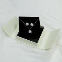 China Simple Jewelry Packaging Box Magnetic Flip Box Bracelet Bracelet Ring Necklace Jewelry Box for sale