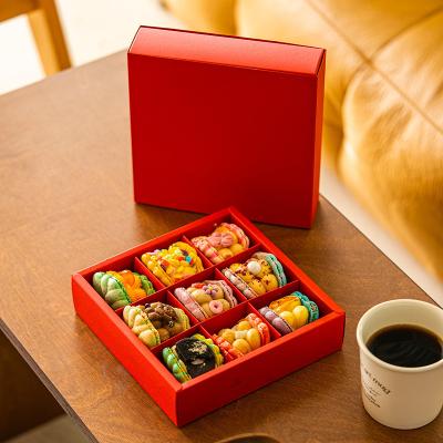 China Premium Transparent Macaron Gift Box Macaron Packaging 9 Cell Valentines Mothers Day Dessert Box for sale