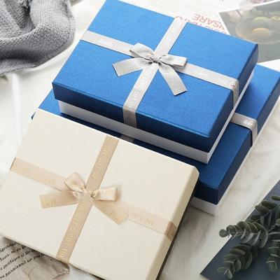 China Simple Gift Packaging Box Empty Box Universal Photo Frame Scarf Top And Bottom Cover Gift Box Wholesale for sale