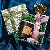 China Valentine'S Day Gift Box Packaging Custom Gift Box Birthday Gift Box Silk Scarf Top And Bottom Cover Packaging for sale