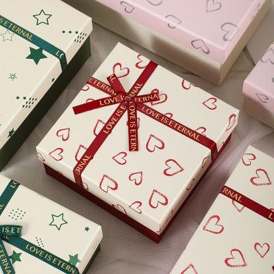 China Birthday Gift Box Custom Printed Top And Bottom Lid Gift Box Butterfly Gift Box Wholesale for sale