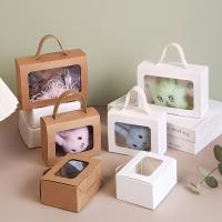 China Creative Windowed Hand-Held Gift Box Birthday And Holiday Cookie And Candy Box Souvenir Packaging for sale