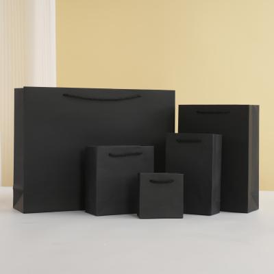 China Wholesale Gift Bags Gift Wrapping Bags Jewelry Paper Bags Customized Logos for sale