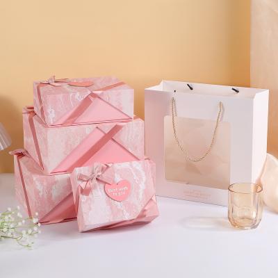 China Double-door Gift Box Exquisite Heart-shaped Gift Box Creative Hand-held Gift Box Valentine's Day Gift Packaging Box for sale
