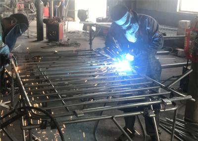 China 32mm wall thickness 1.00mm Crowd Control Barriers For United Kingdom Market Pre-galvanized for sale