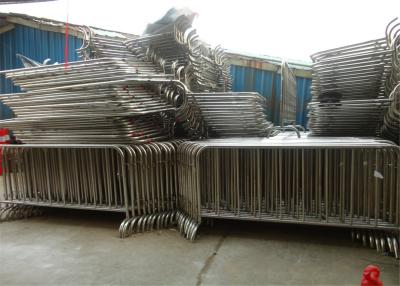 China 304 Stainless Steel Temporary Fence Crowd Control Barriers for sale