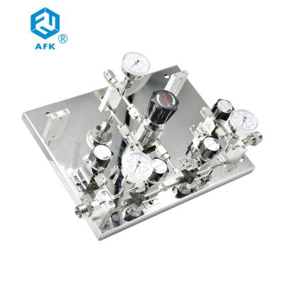 China Durable Panel Mount Air Pressure Regulator Stainless Steel 316 With 4 Valves for sale