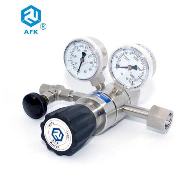 China 316L Stainless Steel Two-Stage Pressure Regulator 200 Bar 3000 PSIG Inlet for Natural Gas and Corrosive Applications for sale