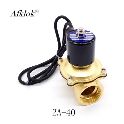 China Brass Low Pressure 12V DC 1-1/2
