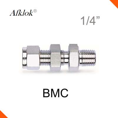 China Bulkhead Union Double Ferrule Tube Fitting 1/4