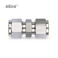 China 1/2 Inch Stainless Steel Union Connector , Oil And Gas Tube Weld Fittings for sale