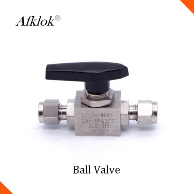 China SS 316 Hose Connector Stainless Steel Tube Fittings 2 Way High Pressure Ball Valve for sale