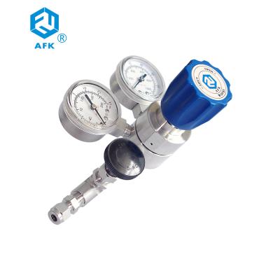 China Double Gauge 3000psi SS316 Needle Valve Pressure Reducer 1/4