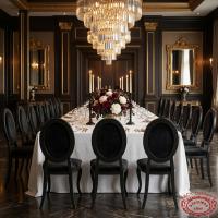 China WENDING All-Black Oval-Back Velvet Cabriole Dining Chair – French Neoclassical Dark Luxury for sale