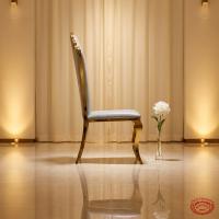 China WENDING Gold Crown Wave-Top High-Back Banquet Chair – Grey Leather Cabriole Wedding Chair for sale
