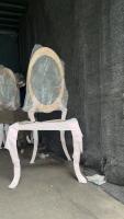 China WENDING Gold Tall Oval Upholstered Cabriole Banquet Chair – European Luxury Wedding Chair for sale