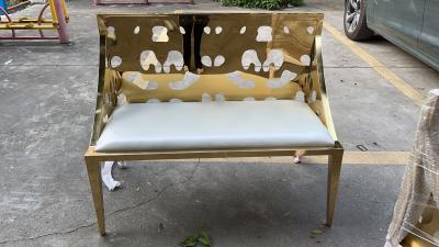 China WENDING Gold Perforated Double Loveseat Bench – Wide Circle-Cutout Wedding Sweetheart Bench for sale