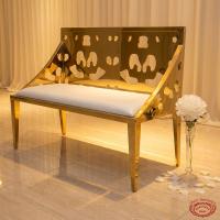 China WENDING Gold Perforated Double Loveseat Bench – Wide Circle-Cutout Wedding Sweetheart Bench for sale