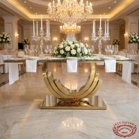 China WENDING Gold Multi-Arc Rainbow U-Base Glass Dining Table – Sculptural Hotel Banquet Table for sale