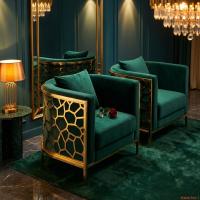 China WENDING Emerald Green Velvet Honeycomb Barrel Armchair Pair – Gold Frame Hotel VIP Chair for sale