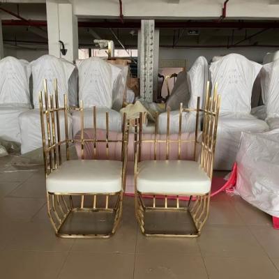 China WENDING Gold Tube Crown High-Back Throne Chair Pair – Modern Art Wedding Sweetheart Seats for sale