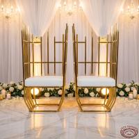 China WENDING Gold Tube Crown High-Back Throne Chair Pair – Modern Art Wedding Sweetheart Seats for sale