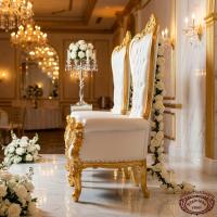 China WENDING White & Gold Baroque Tufted Throne Chair Pair – European Royal Wedding Sweetheart Seats for sale