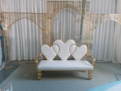 China WENDING White & Gold Triple Heart-Back Wedding Loveseat – Bride & Groom Sweetheart Sofa for sale