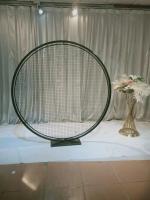 China WENDING Dark Green Circle Wire Mesh Moon Gate – Botanical Garden Wedding Arch for sale