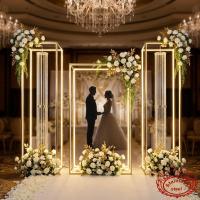China WENDING Gold LED Crystal Column Pillar Backdrop Set – 3-Piece Luxury Wedding Stage for sale