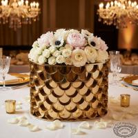 China WENDING Gold Fish-Scale Layered Rectangular Floral Box – Scallop Panel Wedding Vase for sale