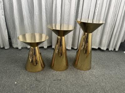 China WENDING Gold Double-Trumpet Hourglass Flower Vase Holder Set – 3-Piece Tiered Wedding Stand for sale