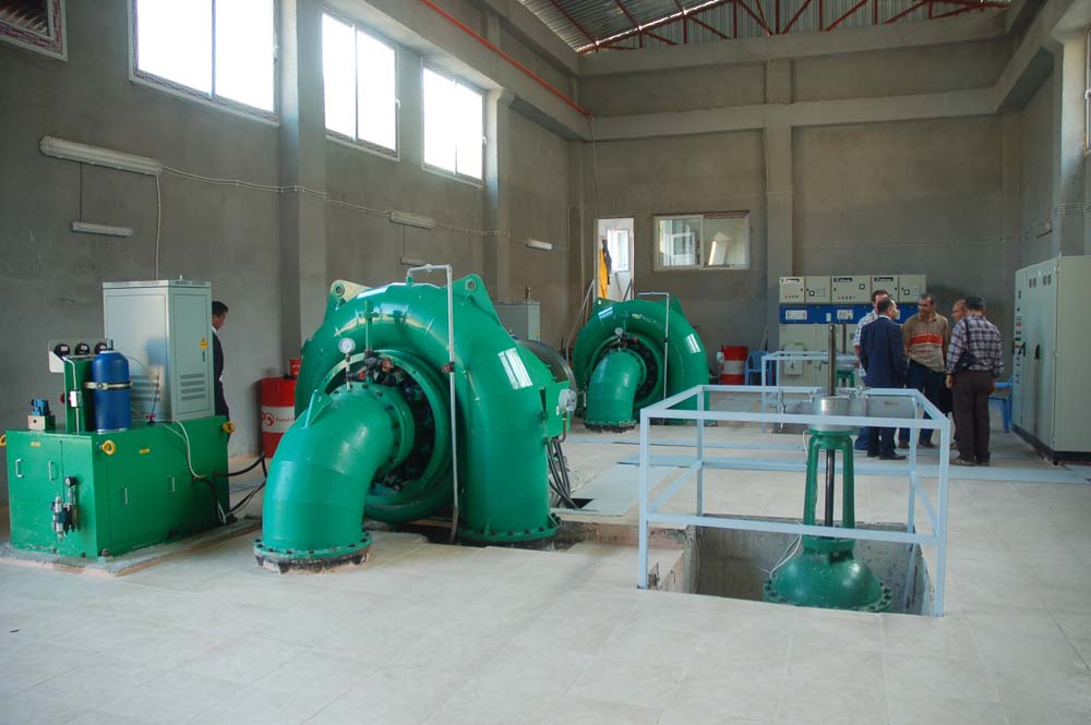 Francis water turbine