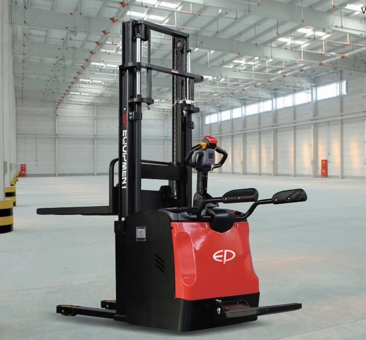 Electric stacker for warehouse material handling