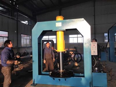 China 120 Ton Forklift Tire Press Machine With Press Tooling Heavy duty for sale