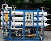 China Danfoss / Grundfos Pump Seawater Desalination System With 6.5Mpa Operating Pressure for sale