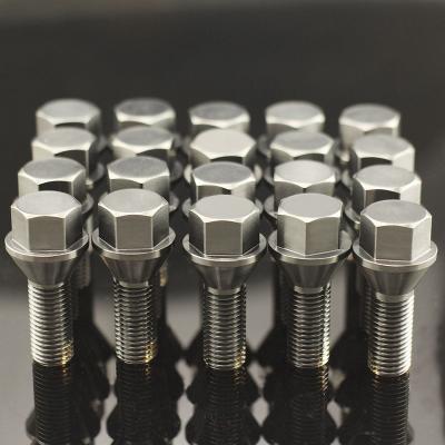 China Black GR5 Titanium Wheel Bolts Grade 10.9 For BMW E Chassis for sale