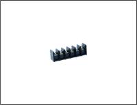 China UL94-V0 Brass  Rail terminal  25A / 300V M4 Screw 10.0mm Pitch for sale