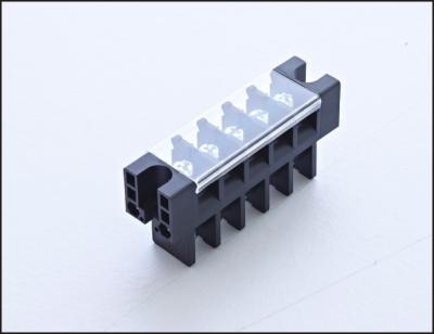 China Feedthrough Electrical Terminal Block 40A /600V 13.00mm Pitch M5 Screw UL94-V0 / PA66  Brass / Copper / Steel for sale