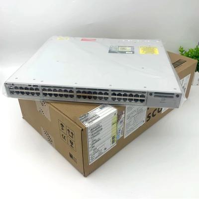 China Customized C9300L-48P-4G-E Enterprise-Class 48-Port Gigabit POE Ethernet Switch With 10/100/1000Mbps Transmission Rate for sale